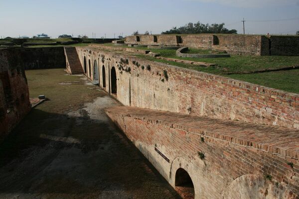 Fort Pike (1) - FortWiki Historic U.S. and Canadian Forts