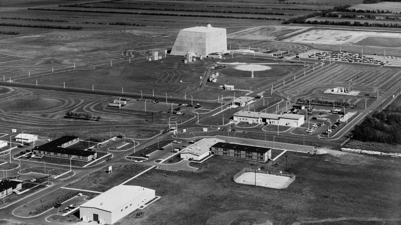Cavalier Air Force Station - FortWiki Historic U.S. and Canadian Forts