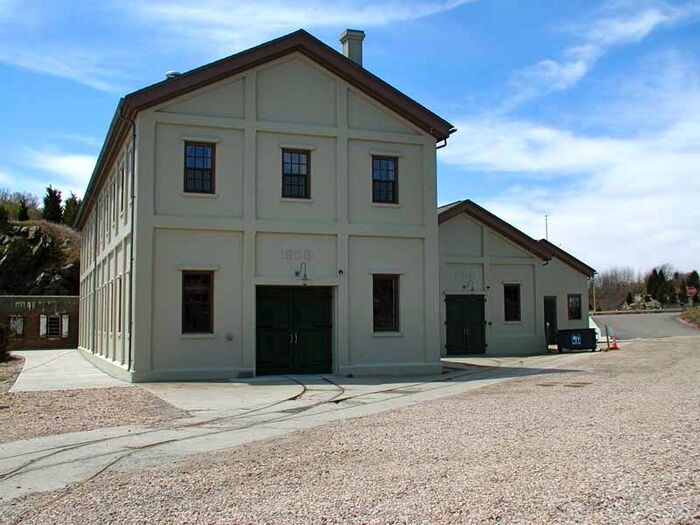 Fort Wetherill - FortWiki Historic U.S. and Canadian Forts